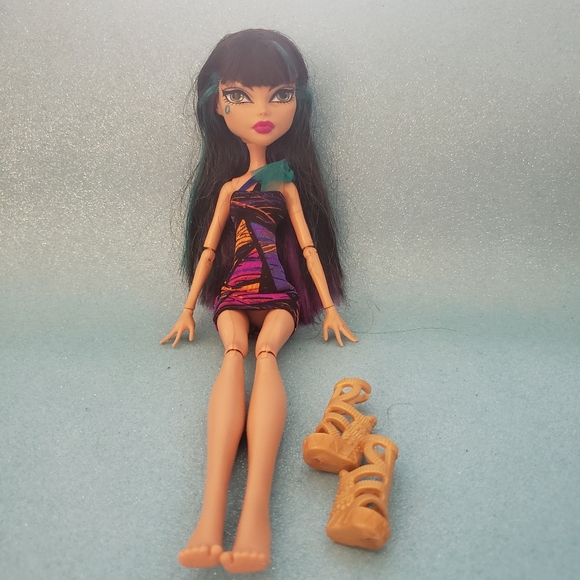 Monster High Toys Monster High Cleo Denile Doll Poshmark